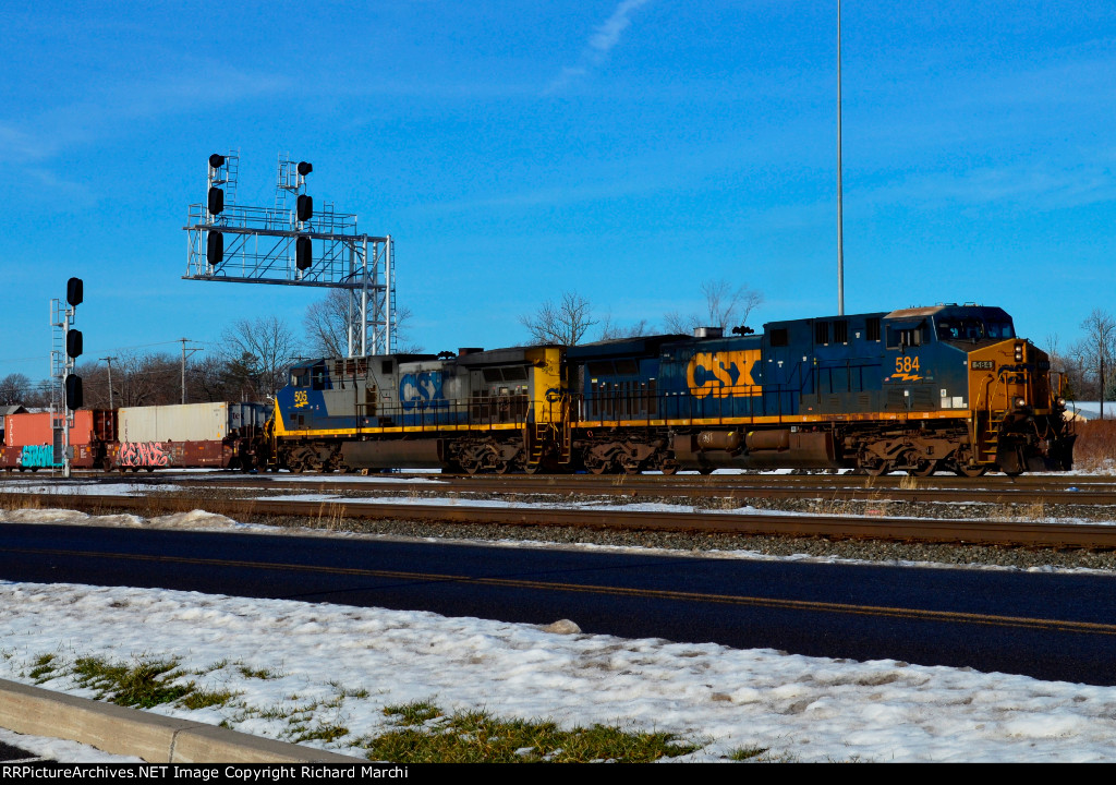 CSX 584